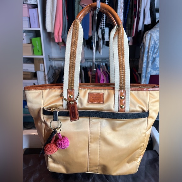 Coach | Bags | Authentic Coach Handbag | Poshmark